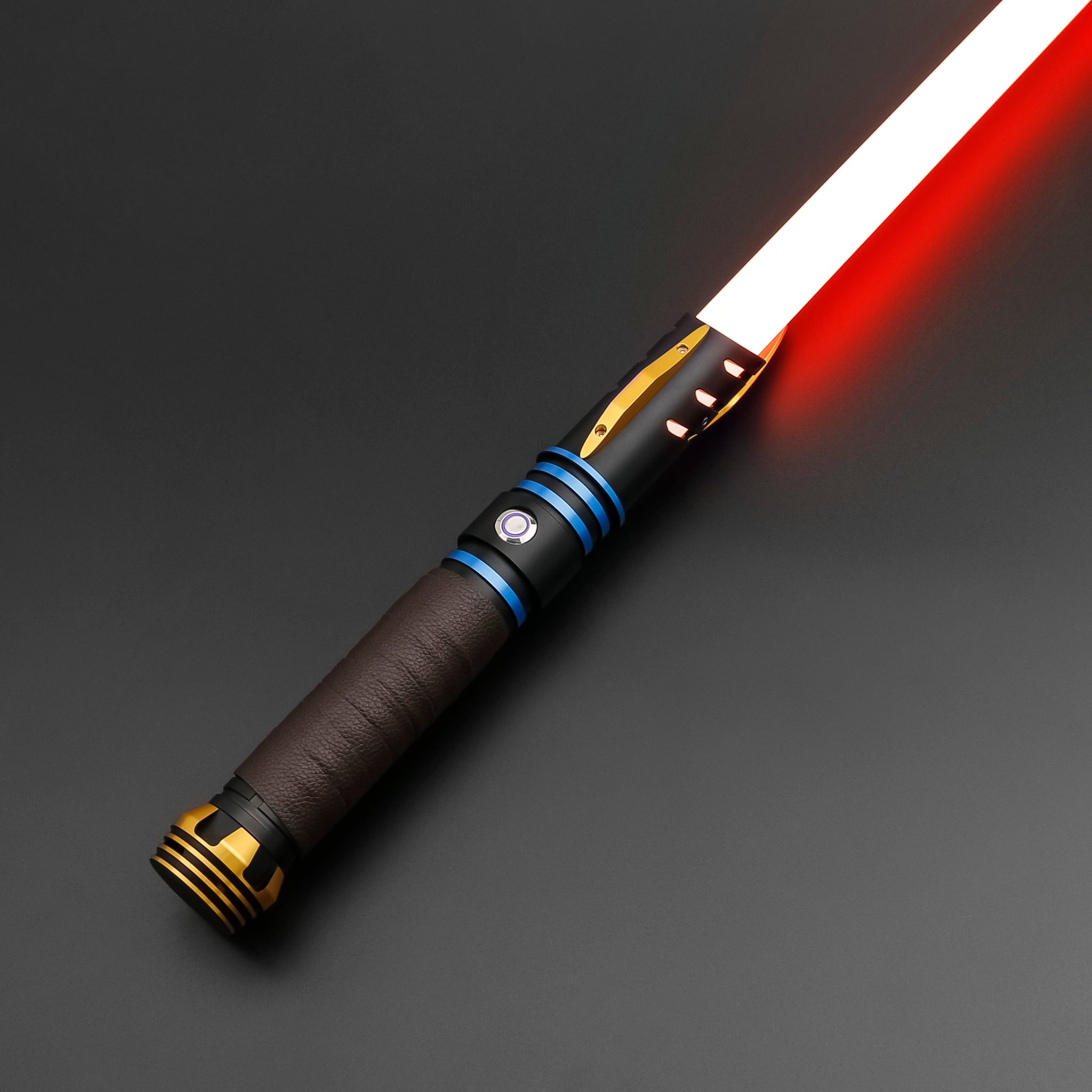 Hunter Lightsaber: The Iconic Weapon In The Star Wars Universe – Saberlight